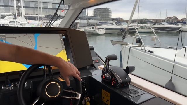 Почему все говорят о Parker Sorrento 100? Ответ на воде! | Yachts Expert