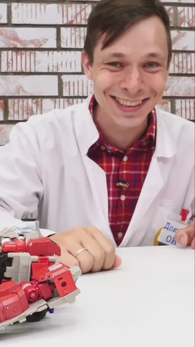 Оптимус Прайм оказался МАЛЫШОМ! 🤣😂 #смешно #весело #длядетей