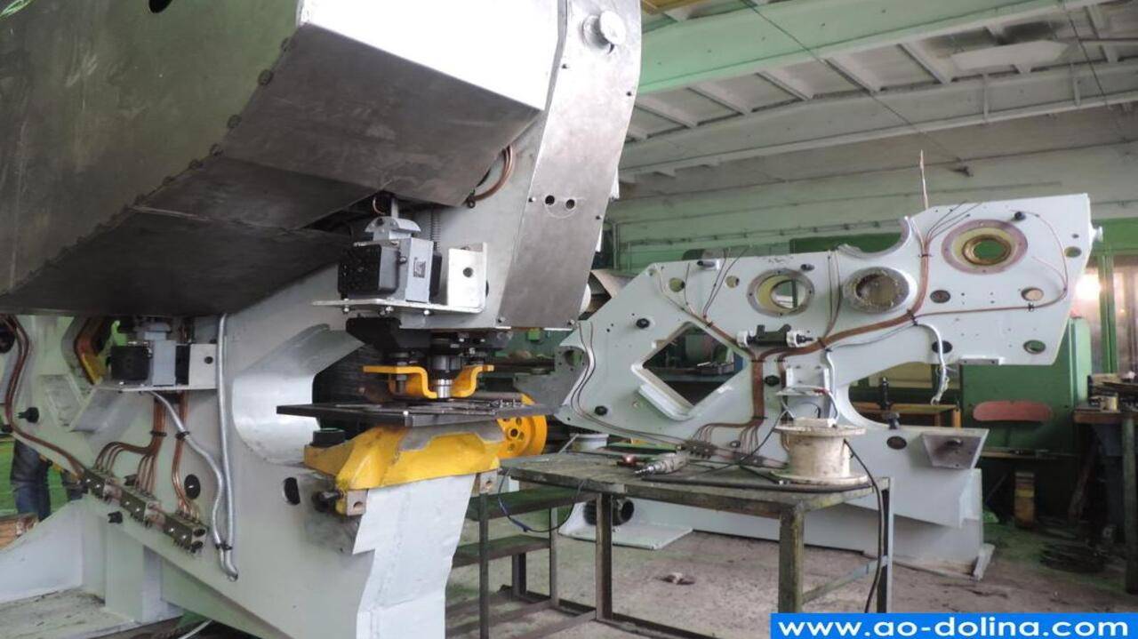 Пробивной пресс! Видео-обзор моделей пробивных