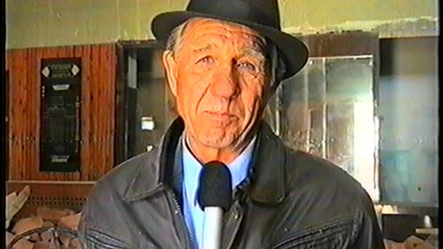 Ремонт кинотеатра Колос Поспелиха 2001г