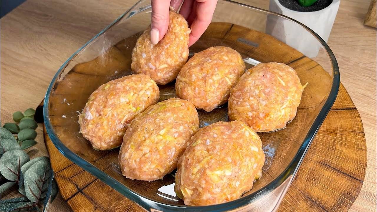 Если у вас дома есть капуста и говяжий фарш, приготовьте эти невероятно вкусные и сочные котлеты!