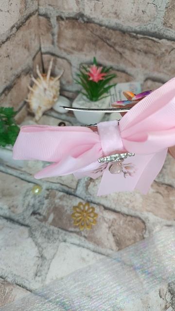 Бант на заколке