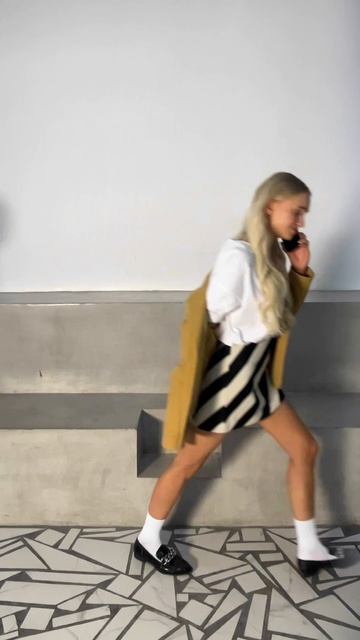 Нарядный вечерний образ с самым простым черным платьем за 10 секунд! #премиум #premium