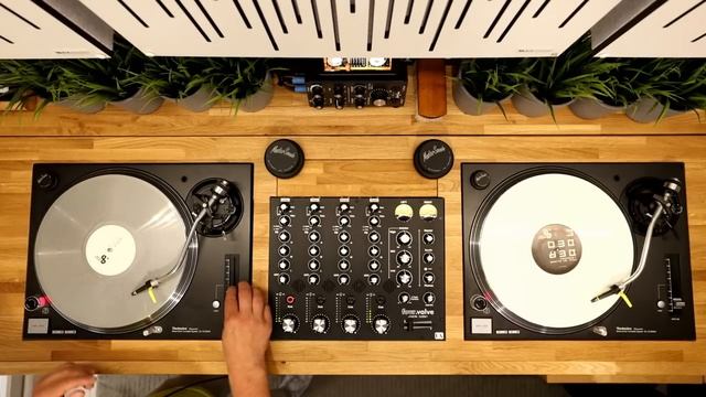 Minimal House & Dub Techno Vinyl Only DJ Set @ Rhythm Academy