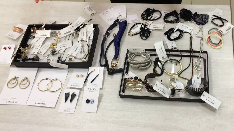 сти180.2. Бижутерия H&M сток