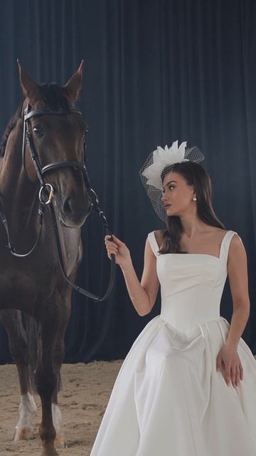 Свадебное платье Верис из коллекции «Freedom» 2026 от Marry Mark Minimalism