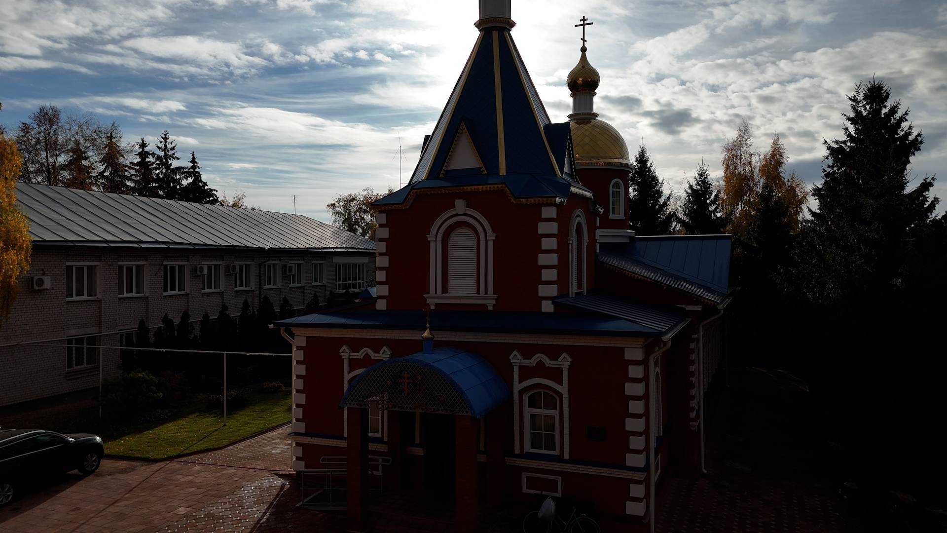 В р.п. Чердаклы освящен храм в честь Покрова Божией Матери