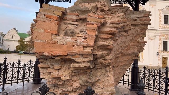 Украина 14 октября! Что творится в Киеве сегодня!(от Саши) -  выставка "трофейной" техники, Лавра