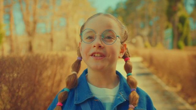 Детектив Варвара Смородина берется за новое дело — и не она одна!