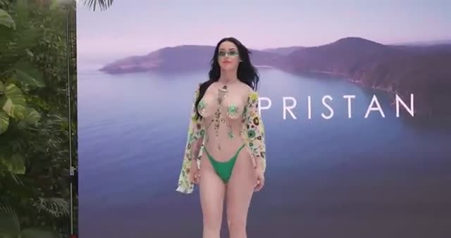 Shay Mariah ｜ Capristan ｜ Miami Swim Week