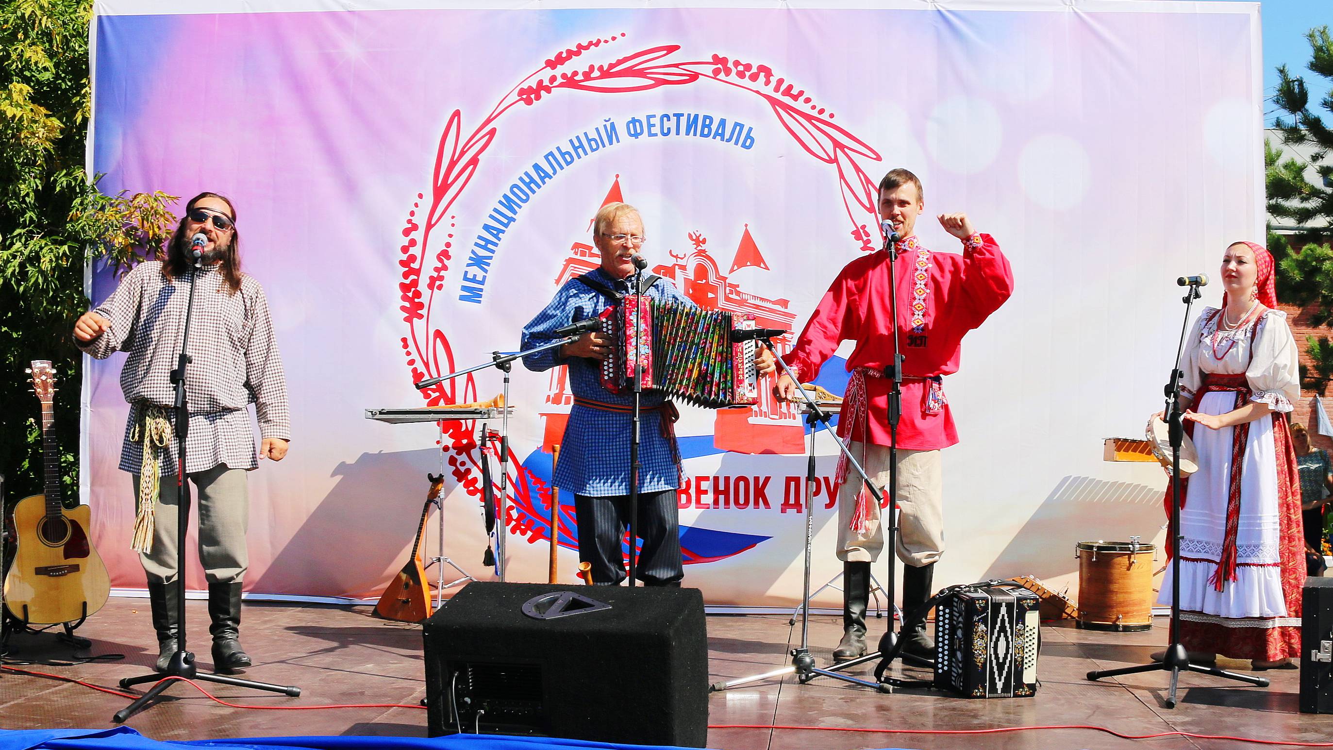 Фольклорный ансамбль - Красна Русь