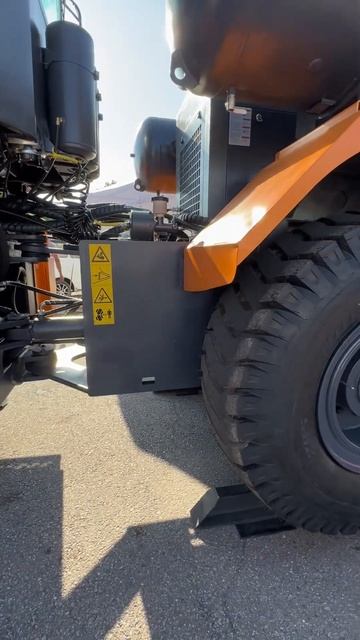 Локомобиль СТАНИСЛАВ-705 ждет Вас на Eurasian Construction TechnologyЭкспофорум Спб #трактор #локо