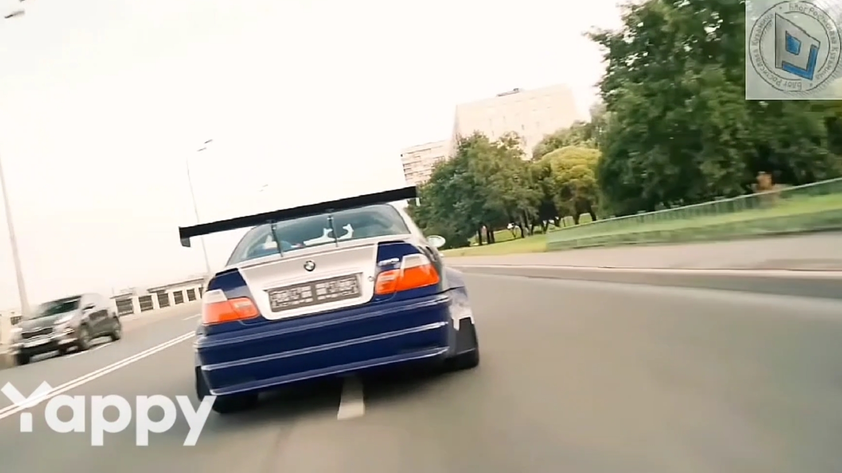 Проверка на скорость BMW из NFS Most Wanted на дорогах столицы от Витька и Санька. Это будет эпично.