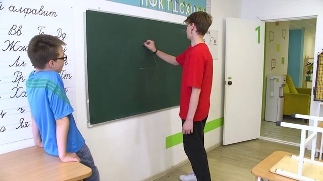 ОНА В ЧЕМ ТО ПРАВА