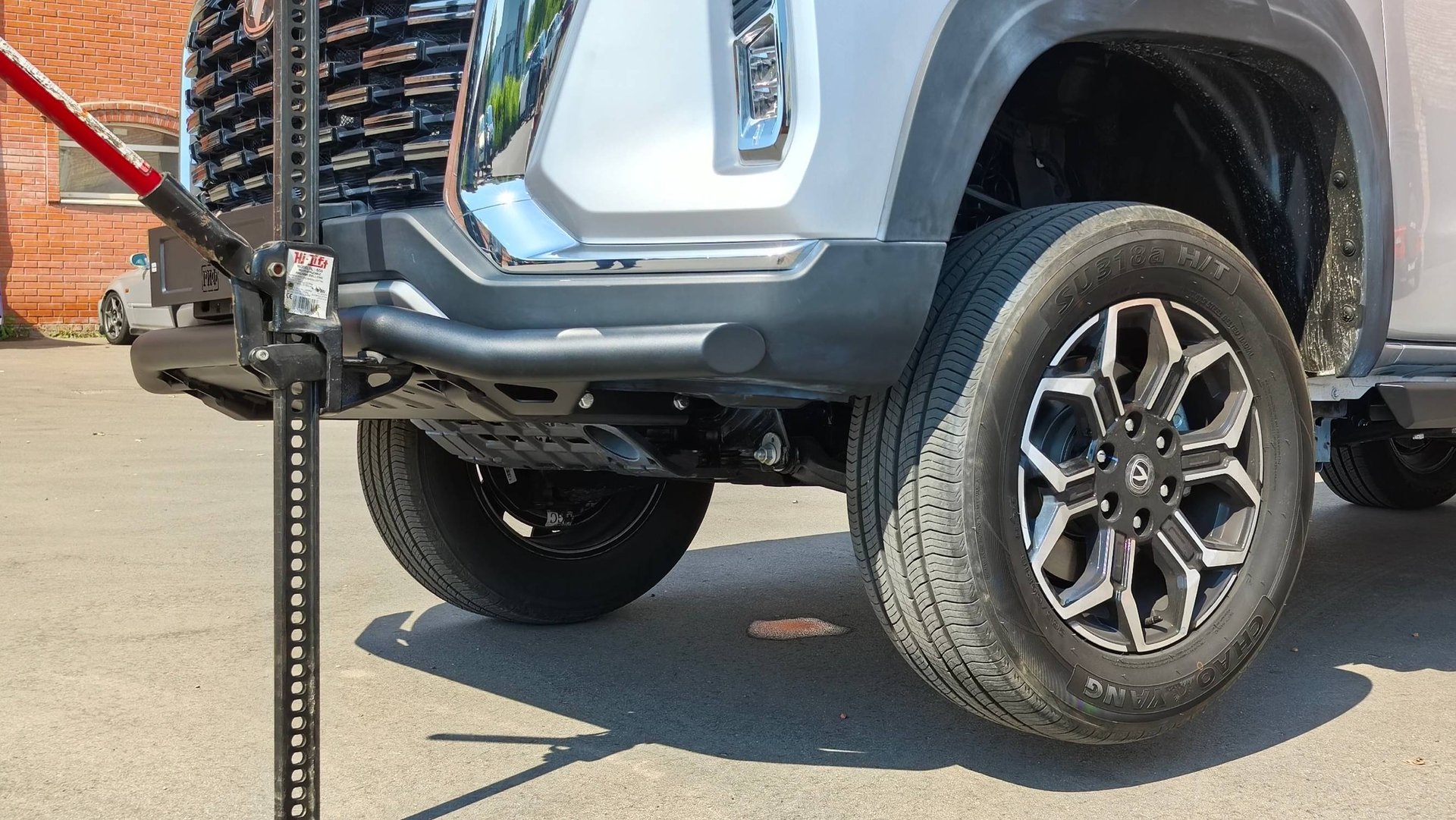 Changan Hunter Plus и передний лёгкий силовой бампер РИФ: обзор и установка