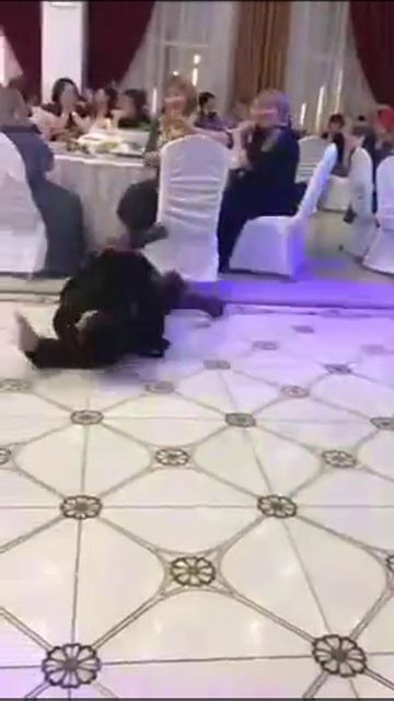 Гуляй шальная, бухгалтерица...  VideoCook — Подписаться