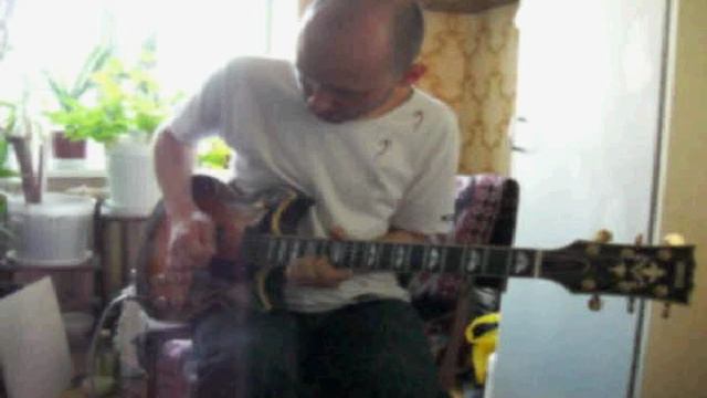 электрогитара Yamaha SG-1000