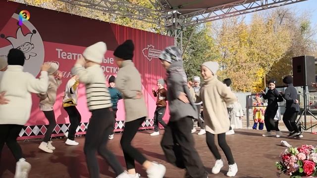 ТЕАТРАЛЬНЫЕ ПОДМОСТКИ