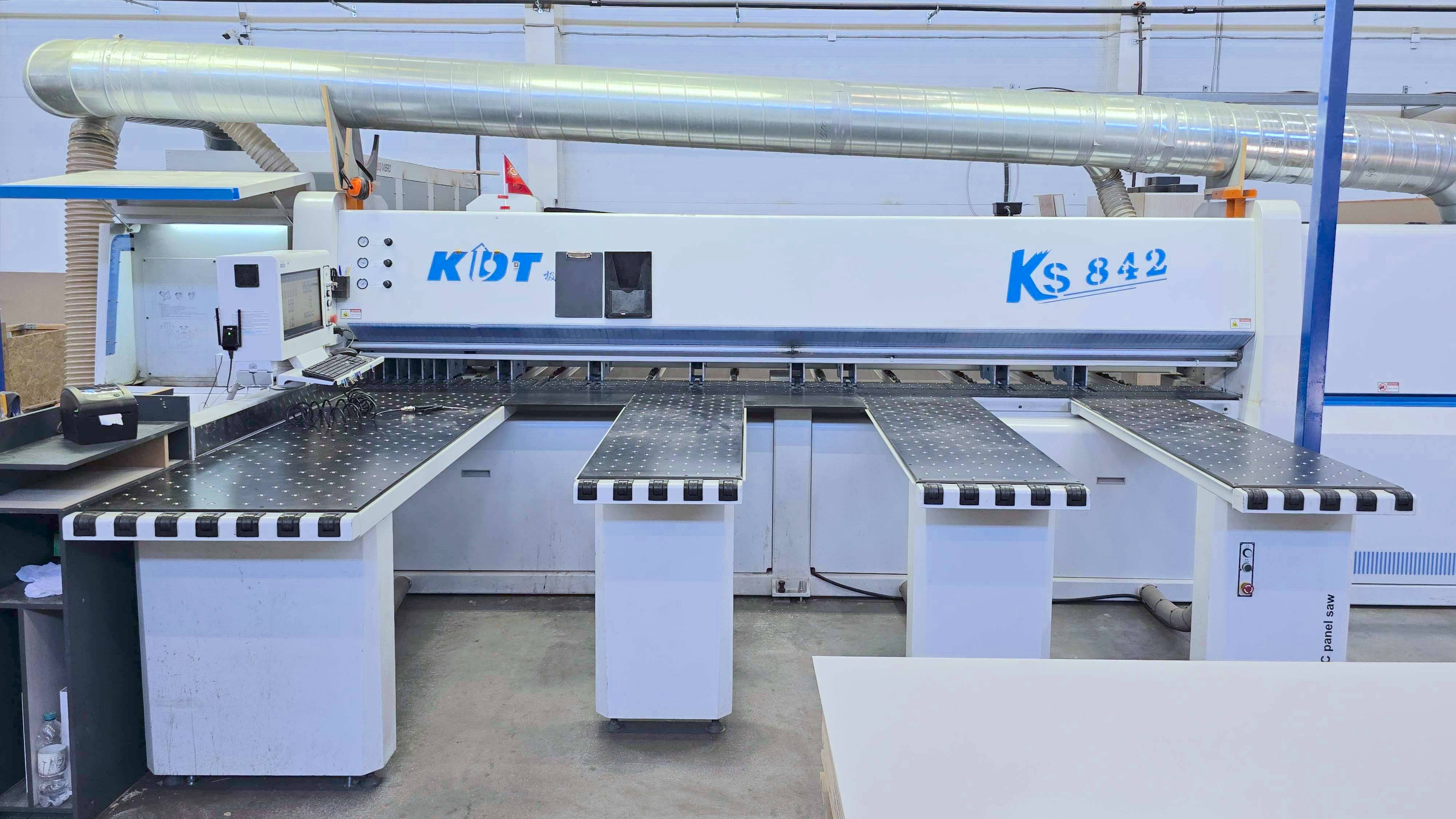 KDT KS-842CP раскроечный центр с ЧПУ