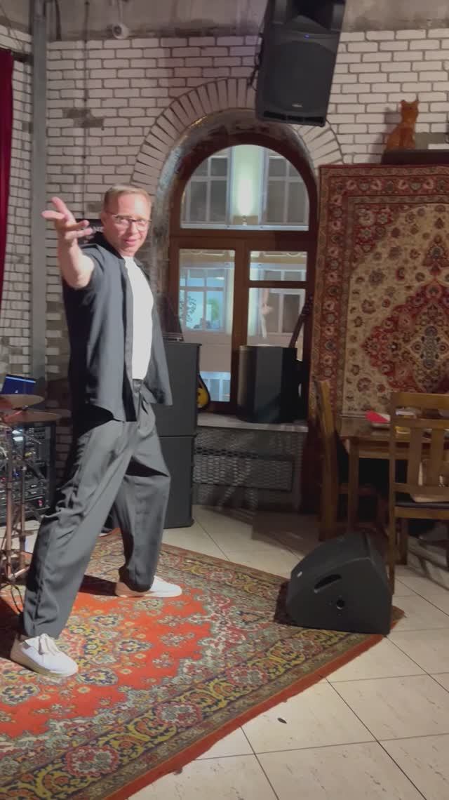 Live Роман Голубев - Список нужных имён, Мы-Москва! (Лучший город земли) / бар Евгенич / г.Москва