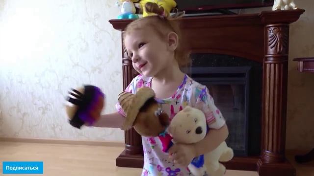 Дети играют на музыкальных инструментах и будят маму ｜ Марк и Алиса  ｜