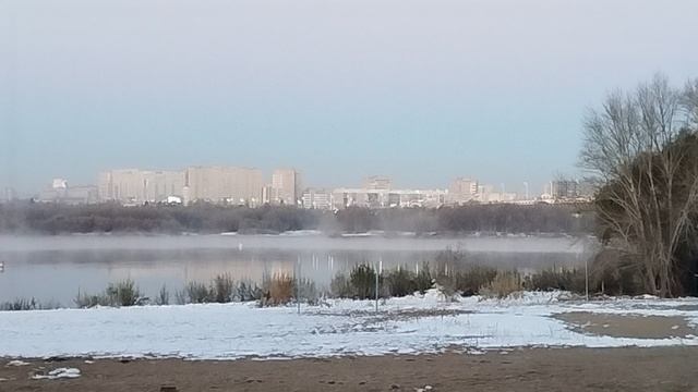 Утренний туман над рекой в Омске