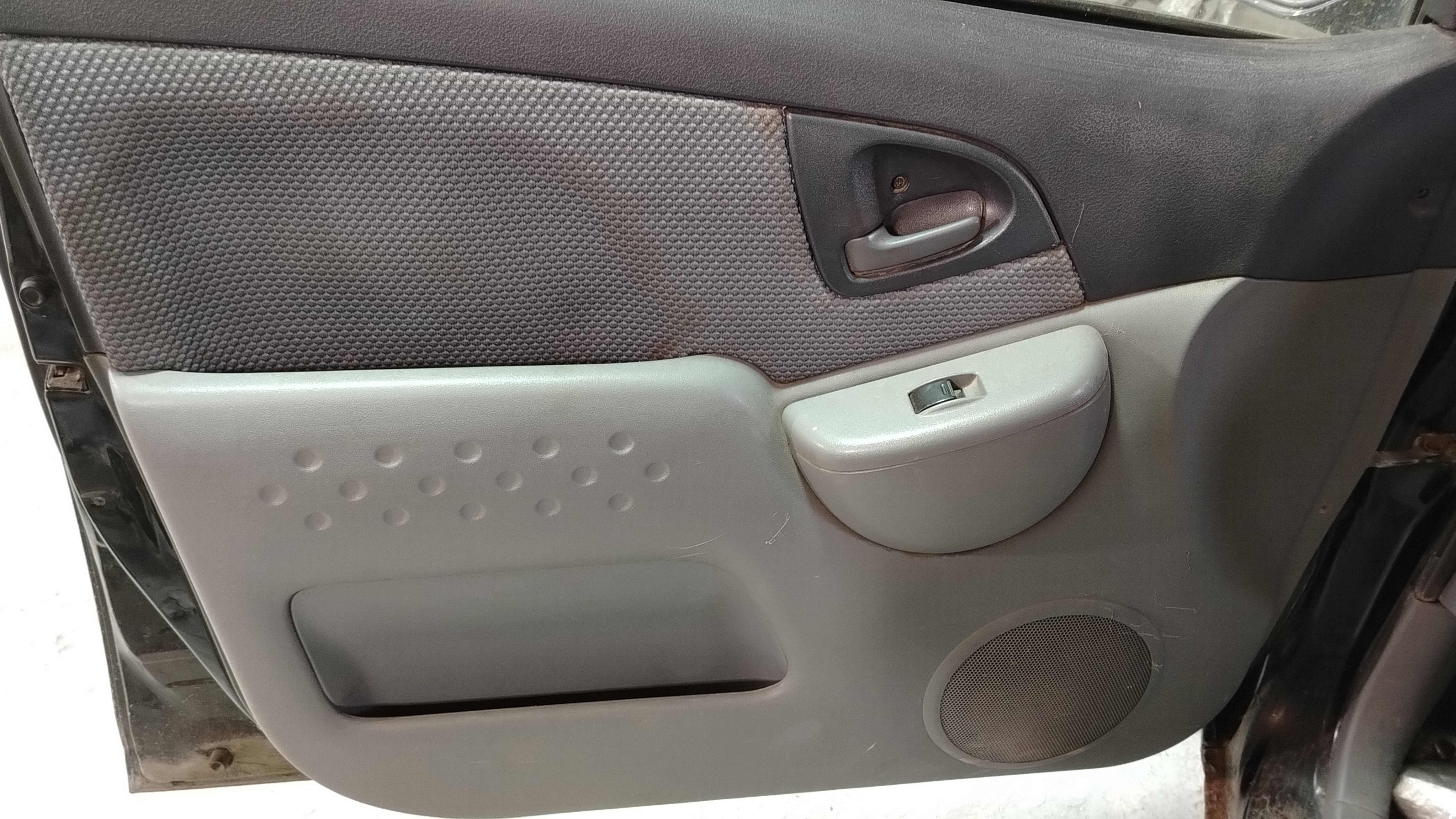 Как снять обшивки дверей и боковые зеркала Toyota FunCargo👍