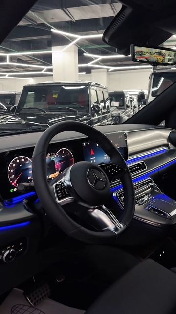 Новое поступление: V-class Extra Long в трендовом цвете Alpine Grey