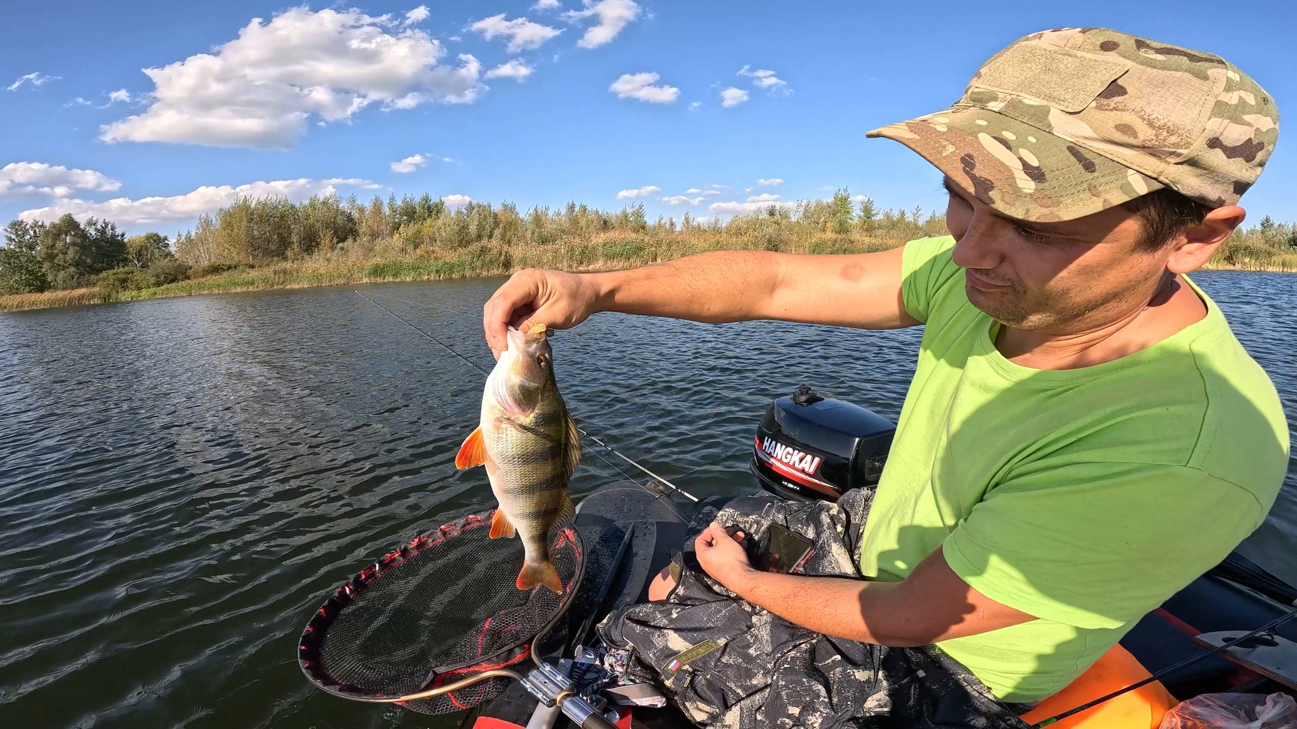 НАКОСИЛИ ОКУНЕЙ с Альбертиньо ! Нарвались на окунёвую раздачу. Рыбаклка в Нижнекамске нд