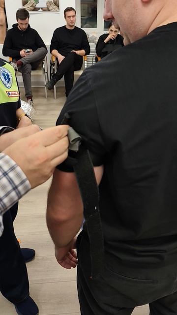 Учусь обращаться с турникетом