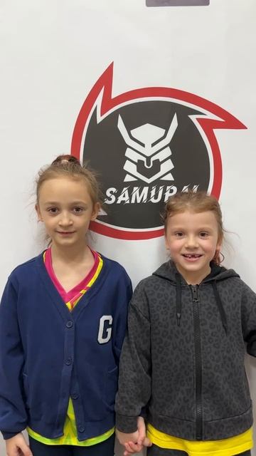 Как вы думаете, что делает тренер после тренировки?