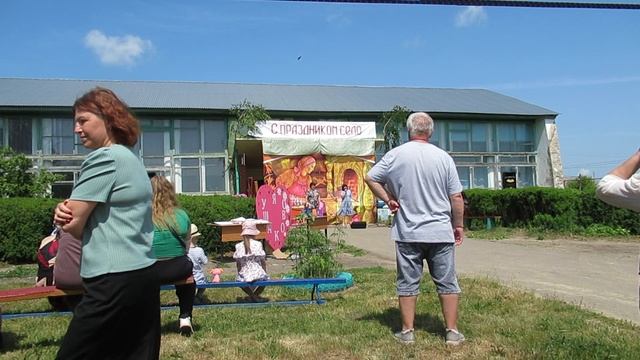 Троица в Ушаково 2025. Выступление ивковского дуэта.