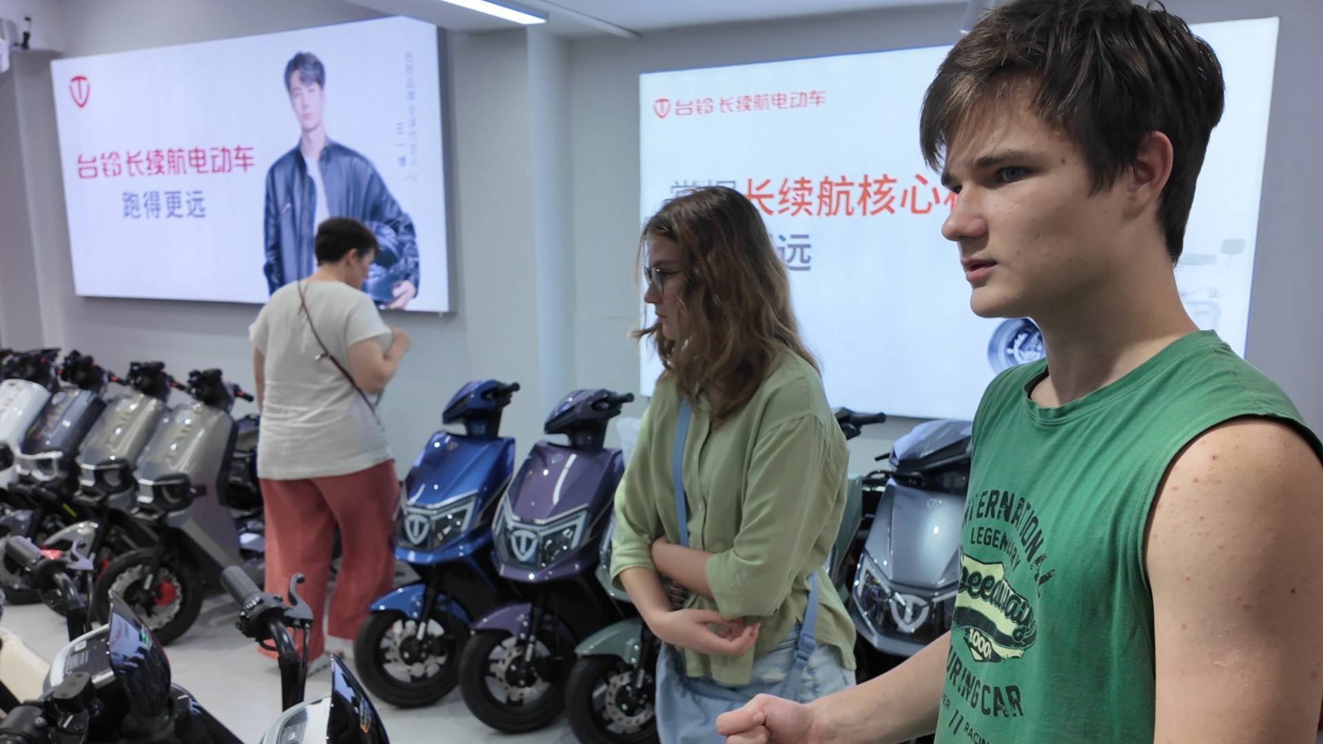 Покупаем электробайк. Жизнь в Китае 372