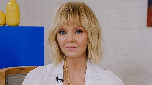 Валерия, с её искренними эмоциями и талантом, продолжает удивлять и радовать слушателей.