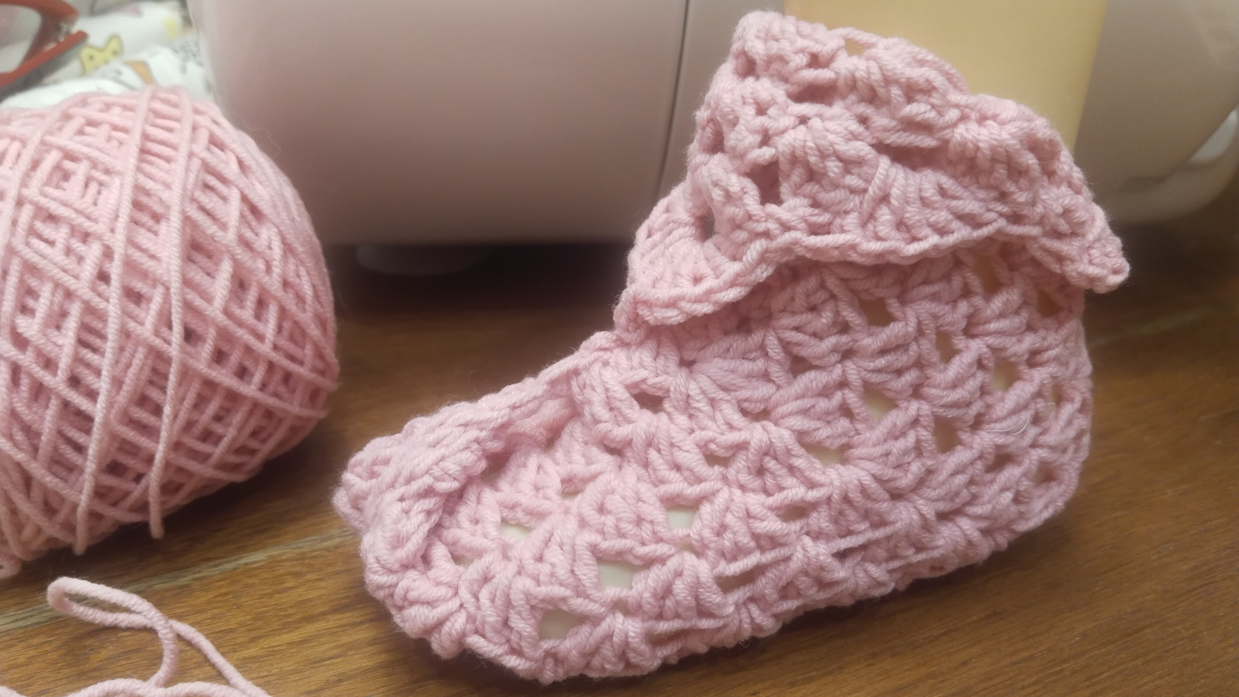 😂чЮмАчЕчНыЙ 😂МК ♥️ на такие же тапочки🤗. крючком