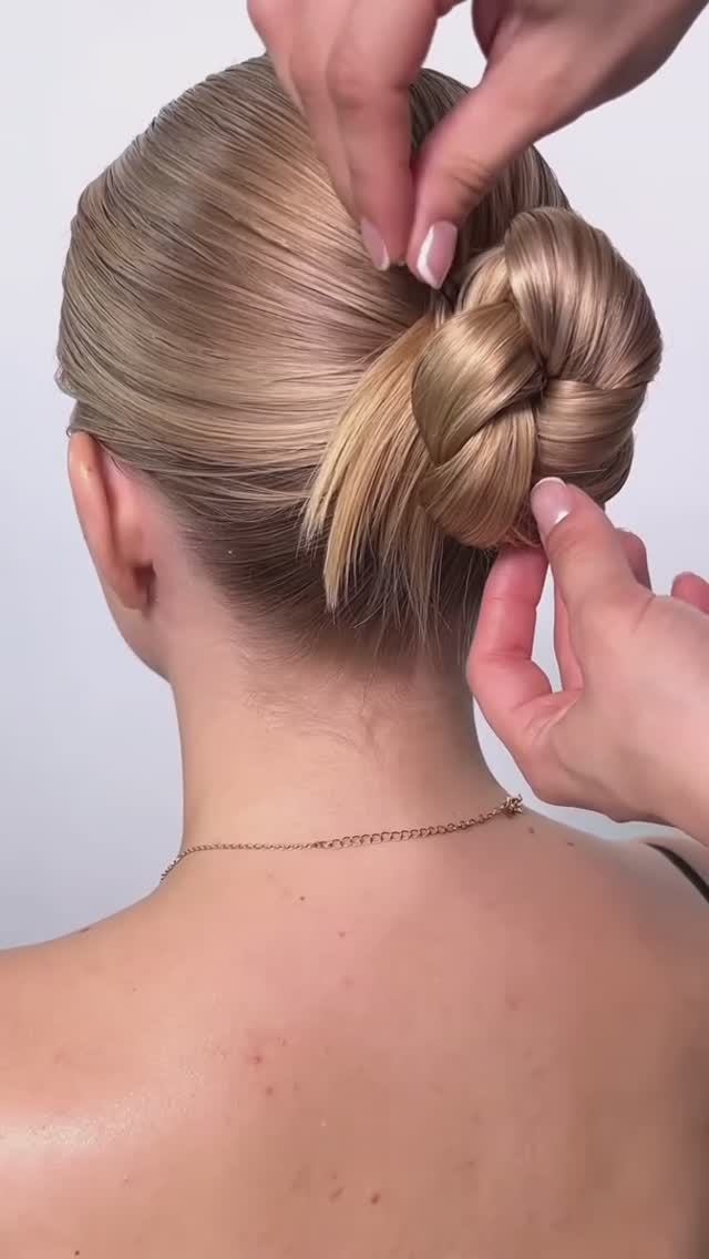 Собирай самые стильные укладки с нашими товарами, где найти читай в комментарии