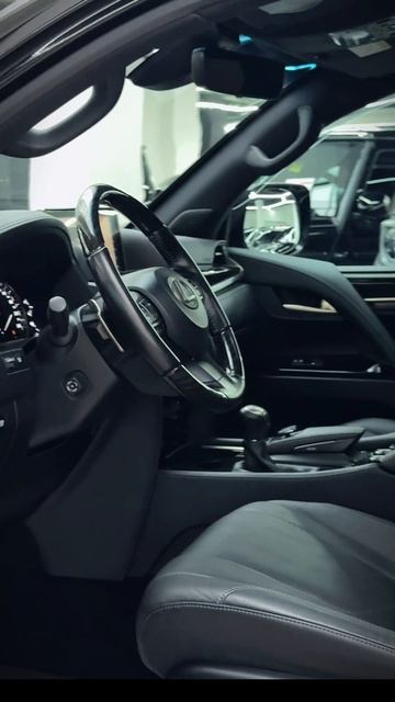 Lexus LX570 в комплектации Superior теперь в нашем автосалоне