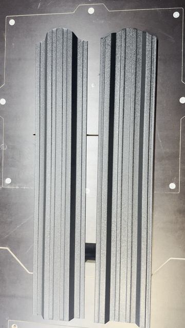 Металлический штакетник П образный RAL 9005 Матовое покрытие текстурированный