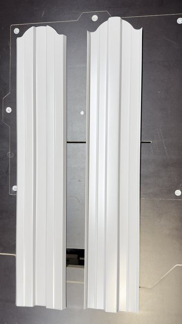 Металлический штакетник М образный RAL 7004