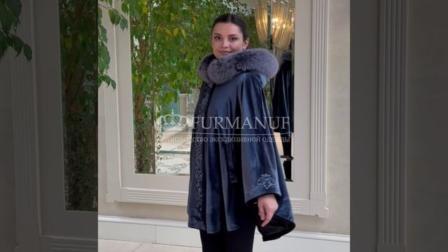 Зимнее пончо с большим капюшоном, 39918