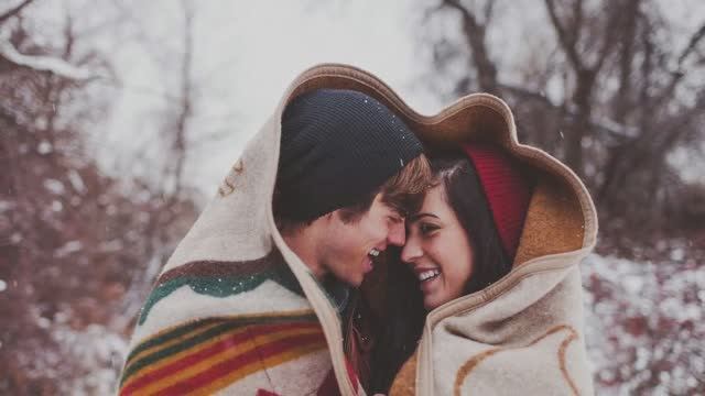 Песни про Новый год "Спой снег"     #зимниепесни #песнипроновыйгод  #songwriter #красивыебаллады