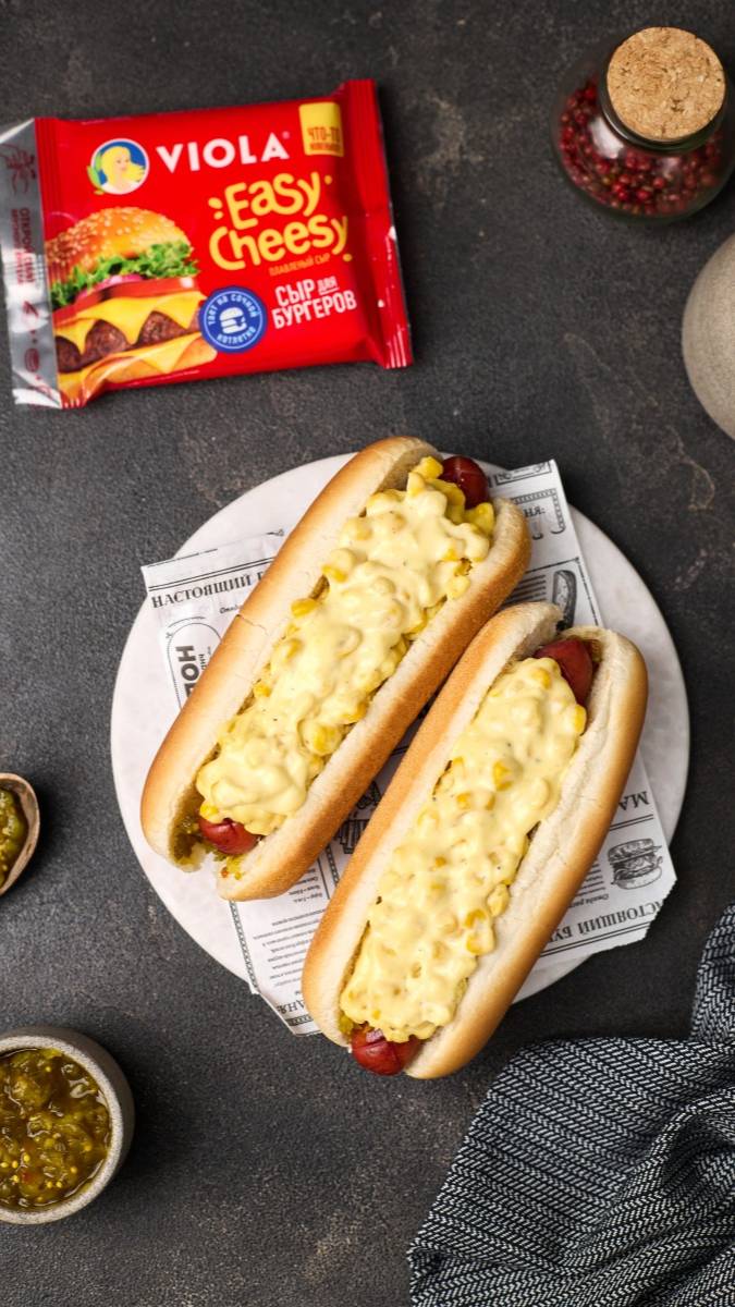 Хот-доги с кукурузно - сырным соусом