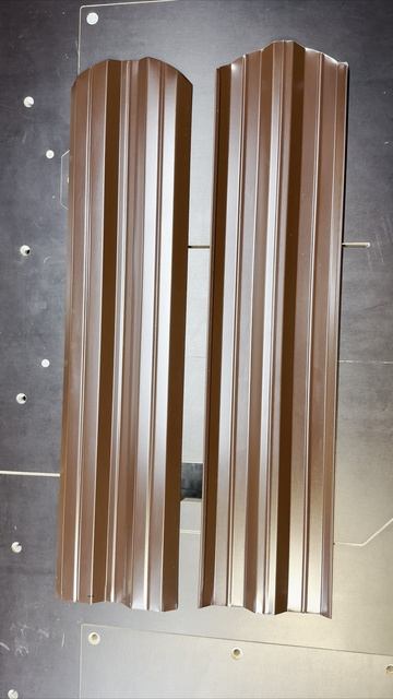 Металлический штакетник М образный широкий RAL 8017