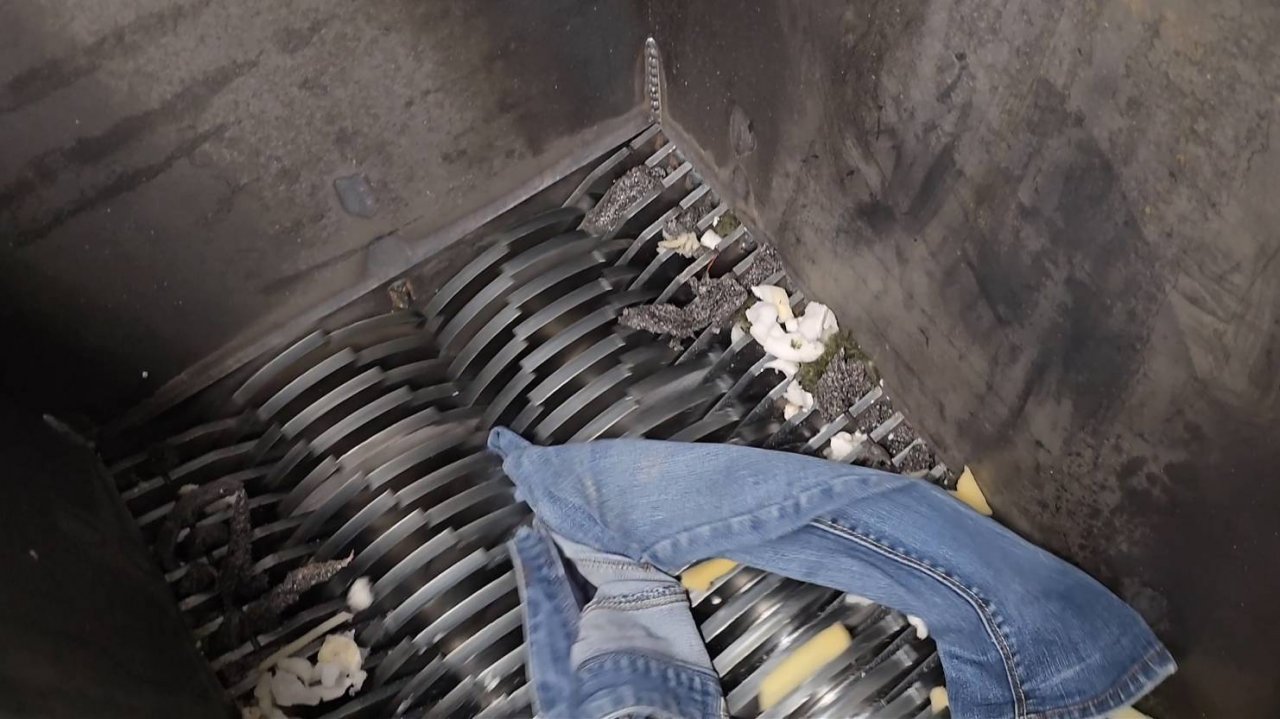 Измельчение джинсовой ткани (ломанная саржа, деним, джинса) ИШМ-220-500