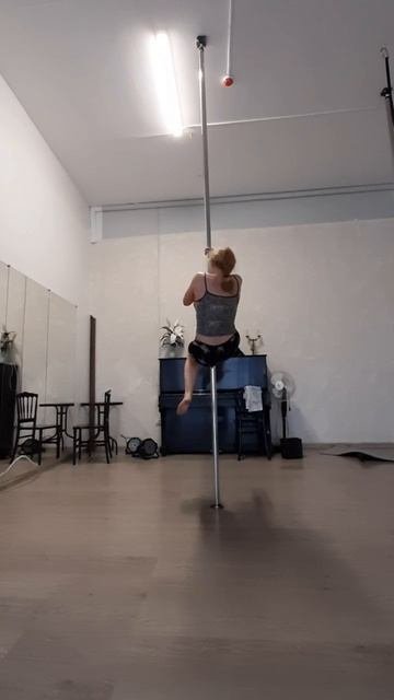 Не совсем удачный ракурс, к сожалению. Надо будет переснять (из серии "ПОТОМУ ЧТО МОГУ!..")