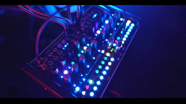 State Azure 'In Suspension' - Eurorack Ambient (Intellijel Multigrain X2, 2hp LFO)