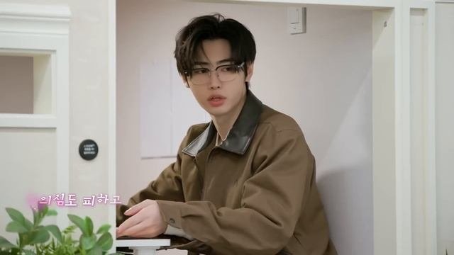 ENHYPEN на шоу «EN-O'CLOCK» Найди короля (Часть 2), эпизод 105