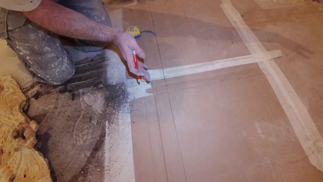 11. Демонтаж  и подготовка под перенос большой  розетки из гипса.