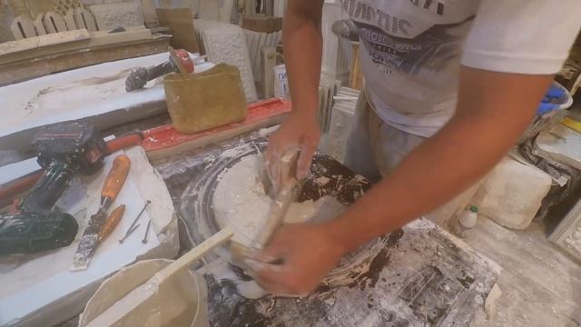 Гипс. Изготовление (протяжка) простой радиальной модели для последующего производства лепнины.