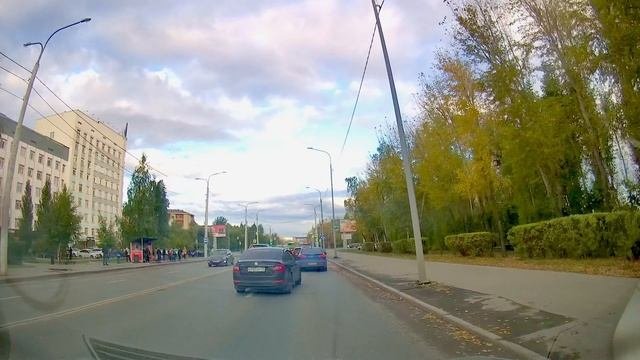 Улицы Тюмени осенью 2025 | Поездка до муз. школы на Федюнинского | Видео с видеорегистратора